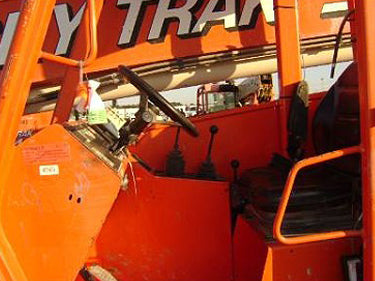 Skytrak 8,000 LB 4X4X4 Telescopic Telehandler Forklift