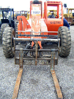 Skytrak 8,000 LB 4X4X4 Telescopic Telehandler Forklift
