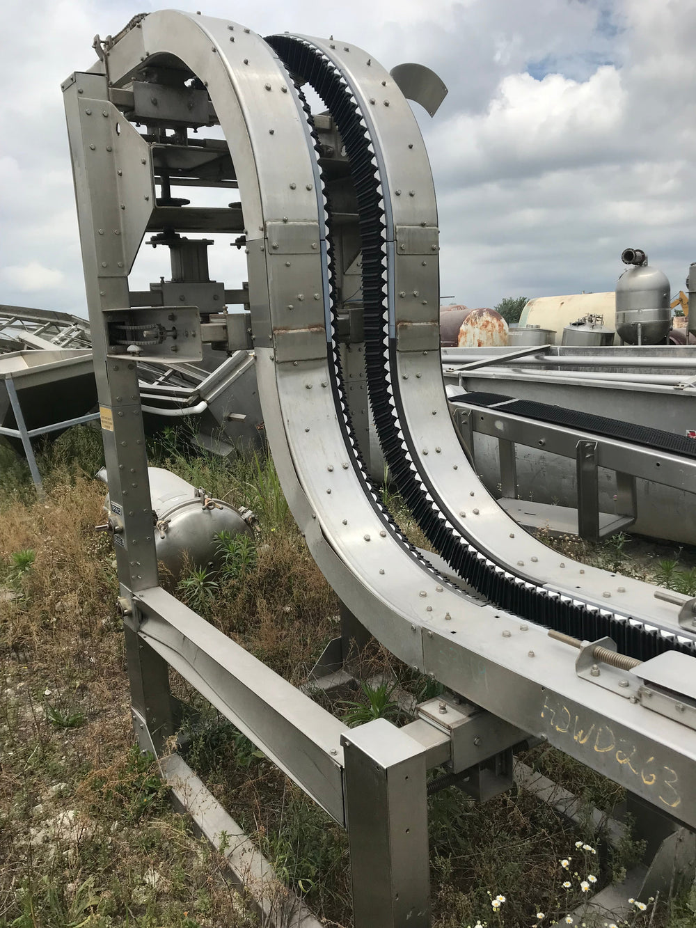 Arrowhead Conveyor Company Bottle Elevator