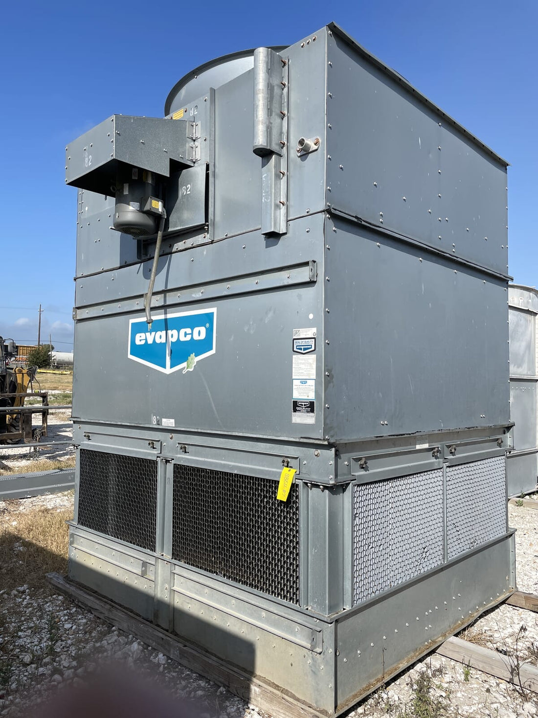 Evapco AT 19-58 Cooling Tower (165 Nominal Tons, 7.5 HP, 230/460 V)