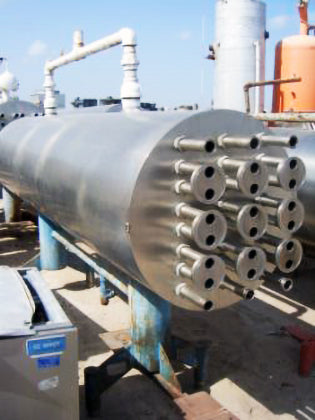 Chester-Jensen Co Stainless Shell and Tube Heat Exchanger - 94.2 sq. f