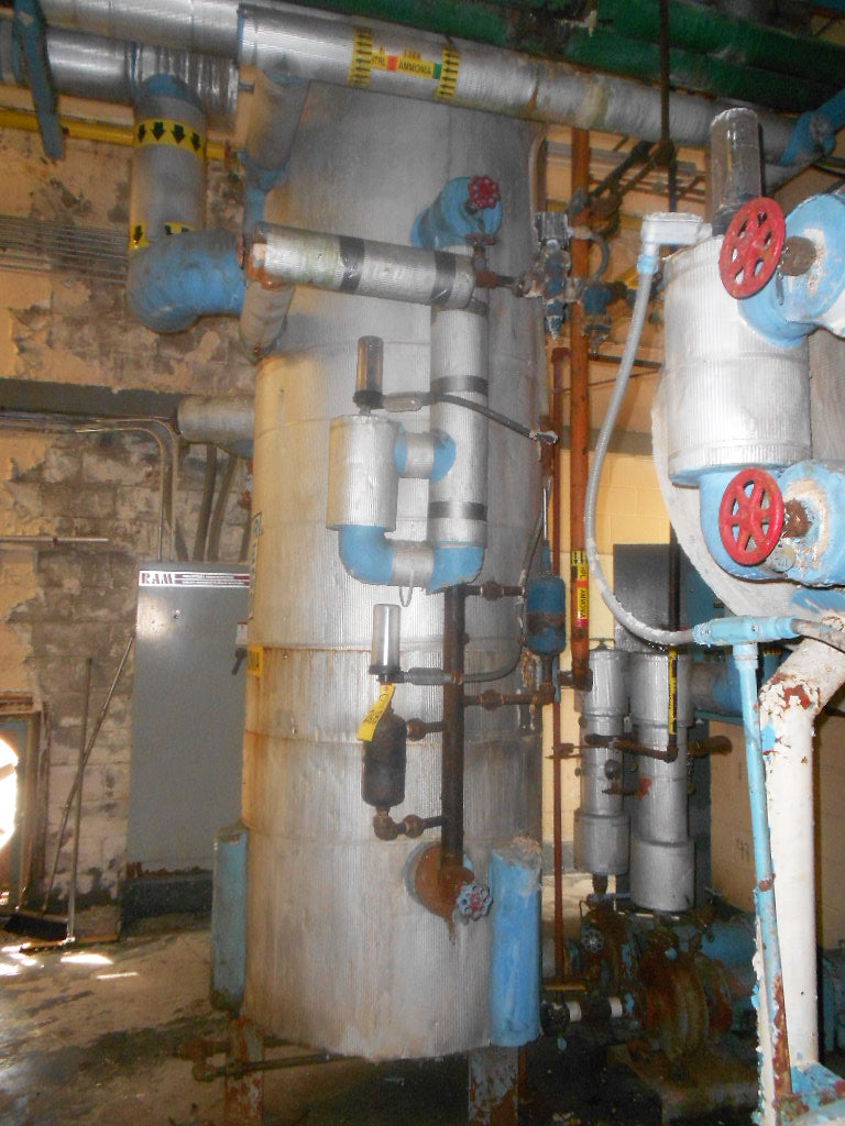 RECO Ammonia Vertical Recirculator 42 in. dia. x 10 ft. 6 in. H