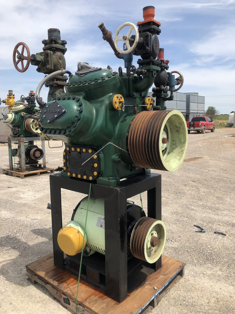 Mycom N62B 8-Cylinder Reciprocating Compressor Package (100 HP 230/460