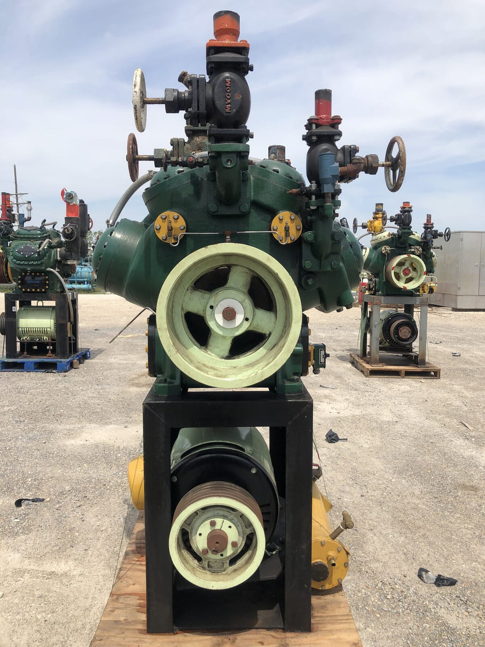 Mycom N62B 8-Cylinder Reciprocating Compressor Package (100 HP 230/460
