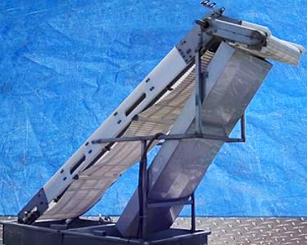 Stainless Steel Rectangular Tank with Dewatering / Elevator Conveyor