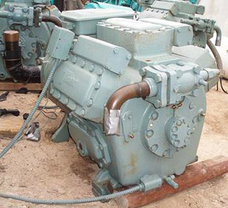 Trane CRHR500C4A0A0R2J0C0 6-Cylinder Semi-Hermetic Compressor (460 V)